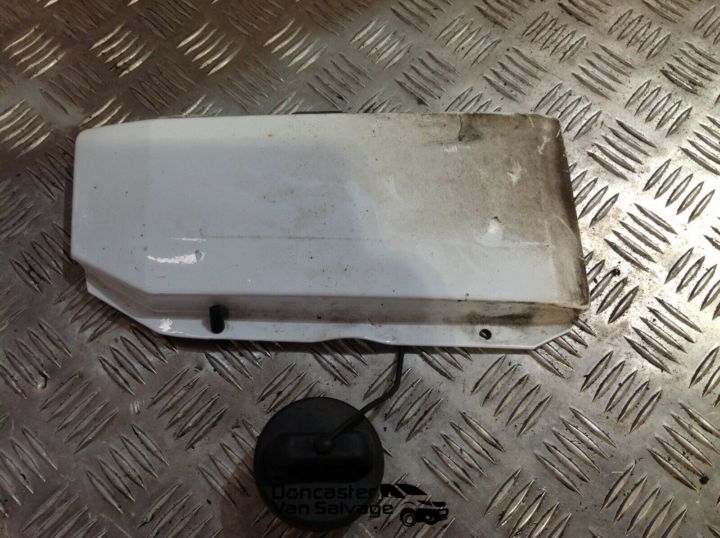 MERCEDES SPRINTER 313 2014 FUEL FLAP AND CAP WHITE - Doncaster Van ...